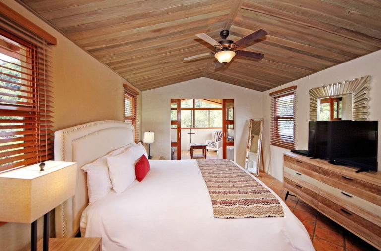 Los Establos Boutique Resort - Elite Island Resorts Certificates